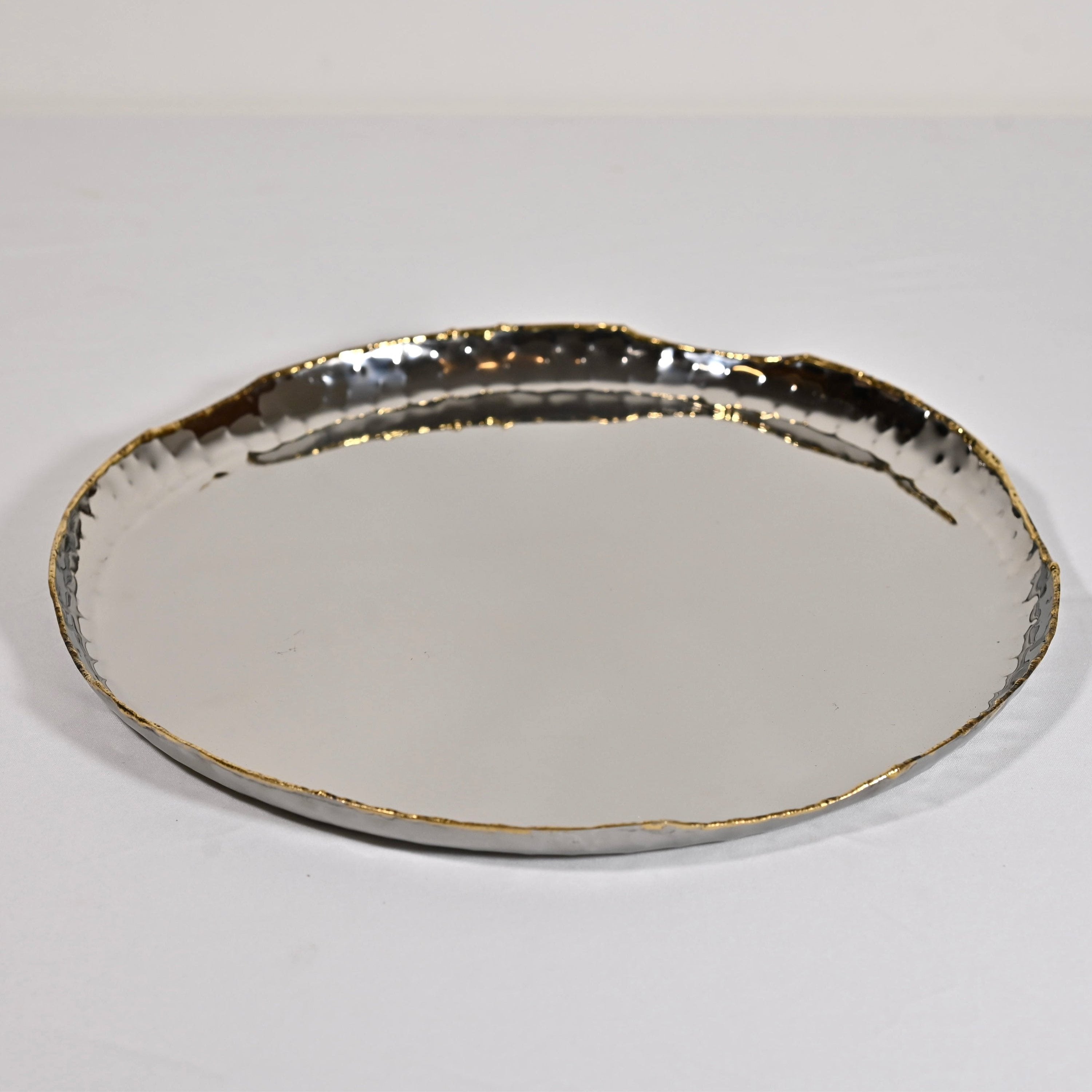 Hammered Steel Round Dinner Plate with Gold Detailing – SoHome
